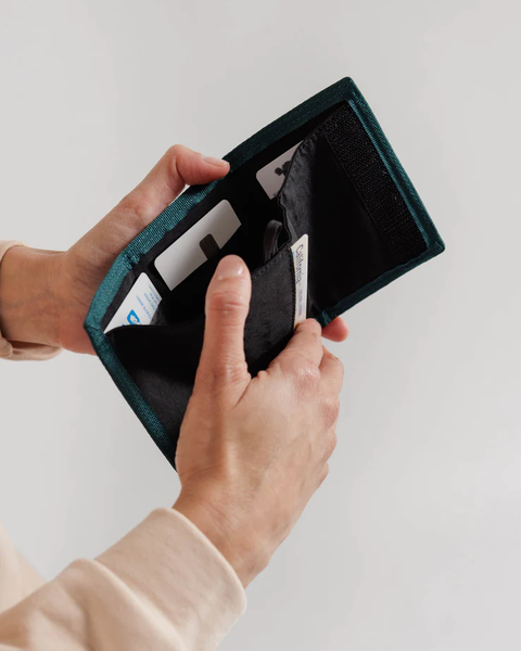 Malachite Mix Nylon Wallet – MOCA Store